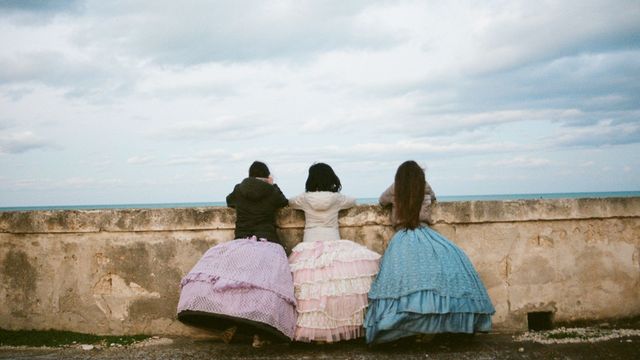 The 4th Wave (2021): Where to Watch and Stream Online | Reelgood