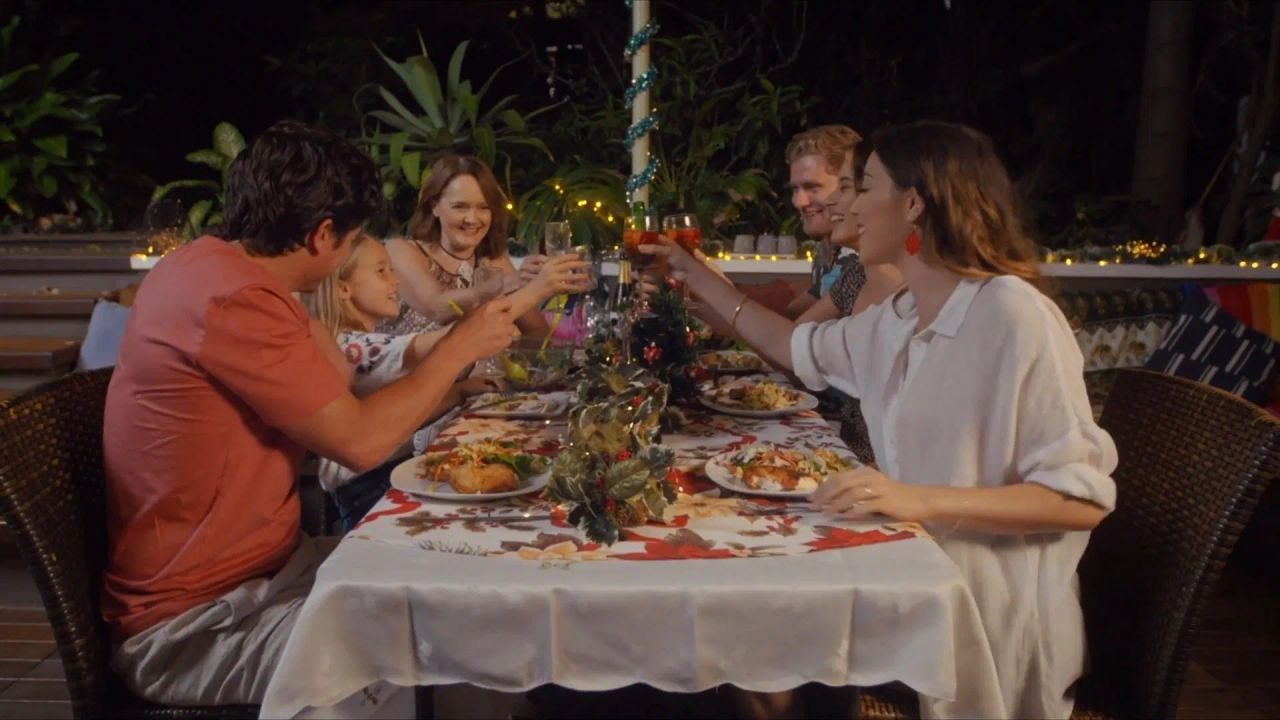 Perfect Messy Holiday (2021): Where to Watch and Stream Online | Reelgood