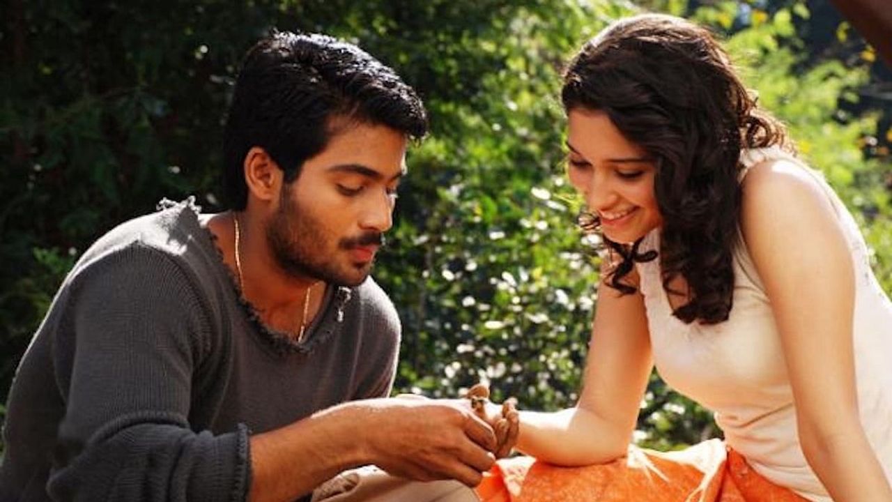 Anandha Thandavam (2009): Where to Watch and Stream Online | Reelgood