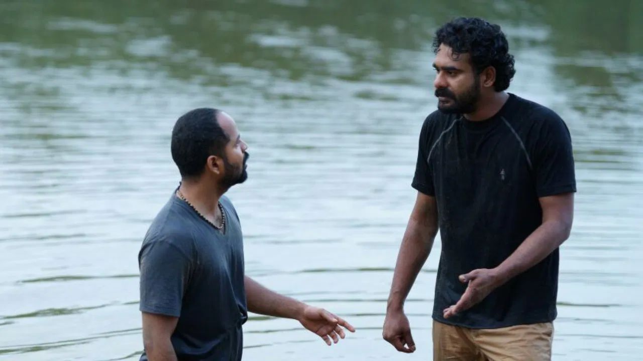 Njan Ninnodu Koodeyundu (2015): Where to Watch and Stream Online | Reelgood