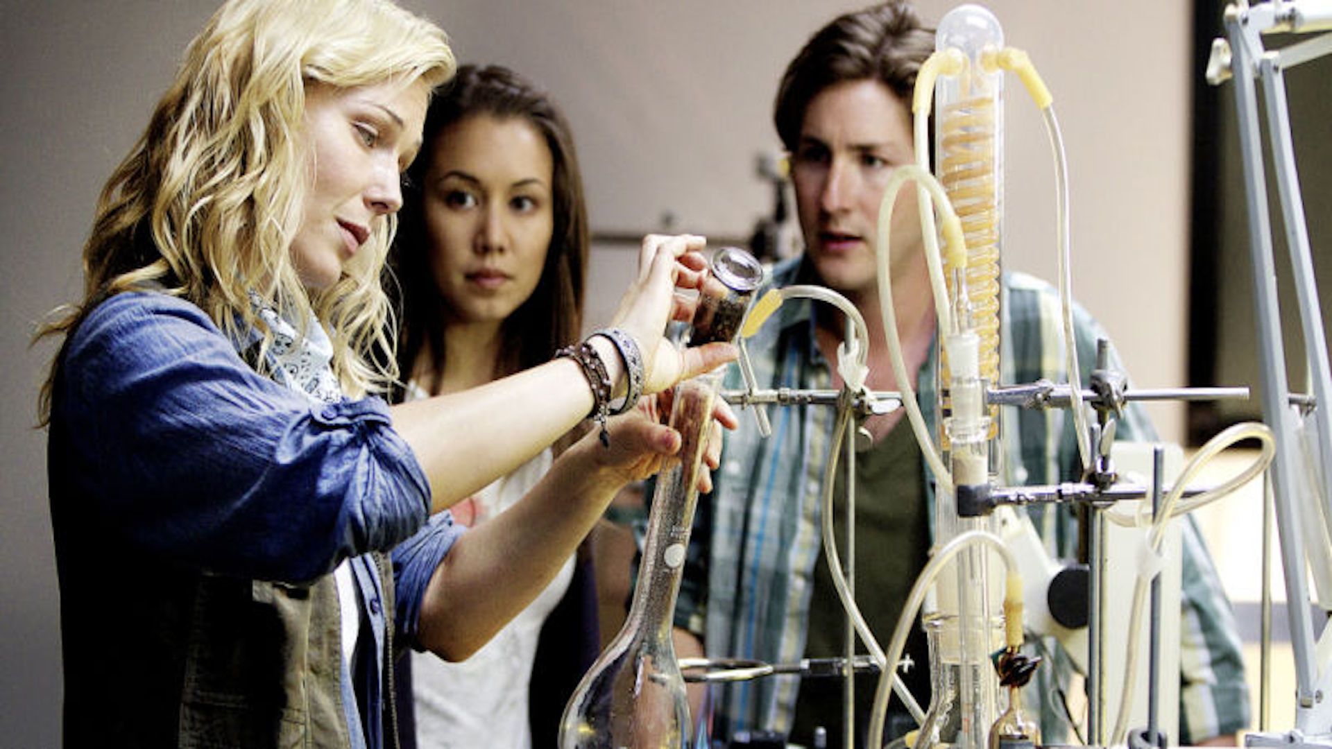 Trapped (2001) - Where to Watch It Streaming Online | Reelgood