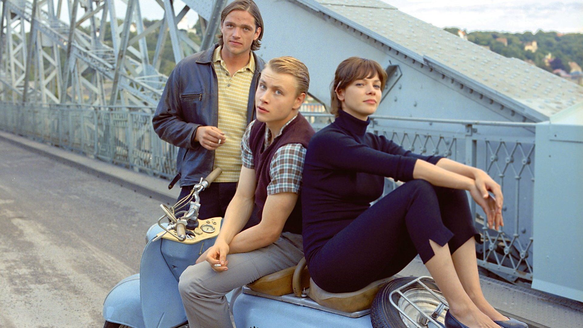 The Red Cockatoo (2006) - Where to Watch It Streaming Online | Reelgood