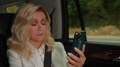 Ladies of the '80s: A Divas Christmas Season 1: Where To Watch Every ...