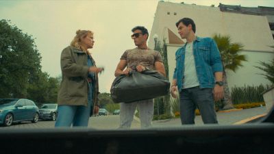 The Gringo Hunters Season 1: Where To Watch Every Episode | Reelgood