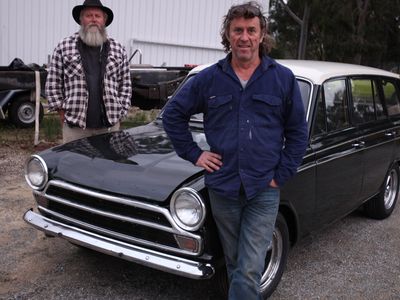 Outback Car Hunters: Where to Watch and Stream Online | Reelgood