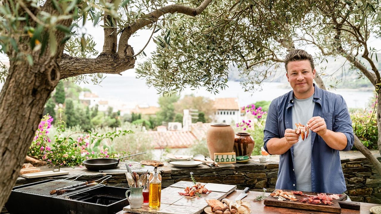 Jamie Cooks the Mediterranean Season 1: Where To Watch Every Episode ...