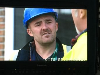 Rownd a Rownd Season 1: Where To Watch Every Episode | Reelgood