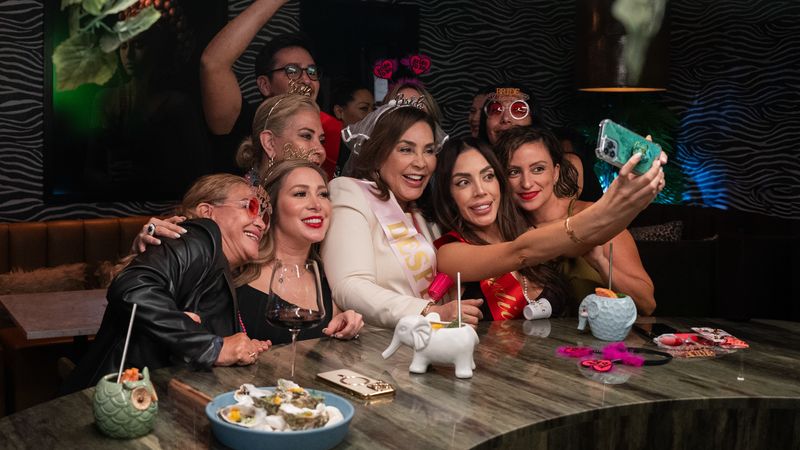 Los Chavez Season 1: Where To Watch Every Episode | Reelgood