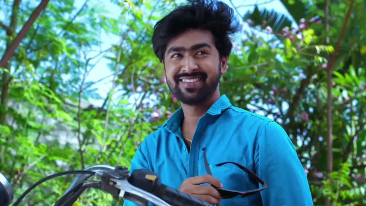 Minnale: Where to Watch and Stream Online | Reelgood