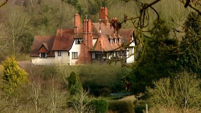 The Secret Millionaire: Where to Watch and Stream Online | Reelgood