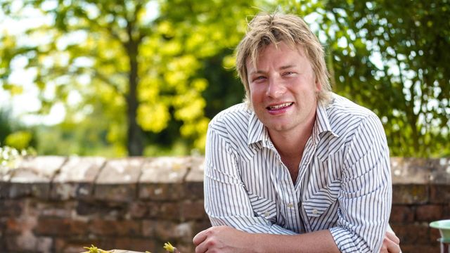 Jamie at Home Christmas Special Season 1: Where To Watch Every Episode ...