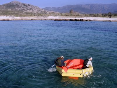 Celebrity Hunted - France - Manhunt Season 1: Where To Watch Every ...