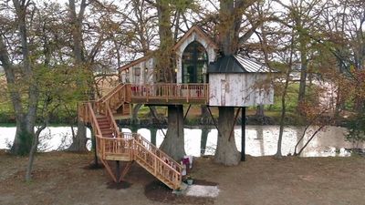 Treehouse Masters Behind The Build Where To Watch Every Episode