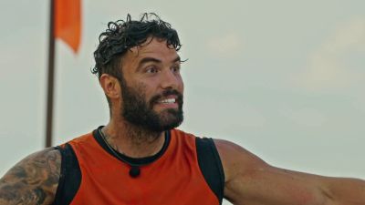 Resistiré Season 2: Where To Watch Every Episode | Reelgood