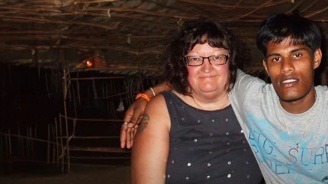 Love Rats Season 1: Where To Watch Every Episode | Reelgood