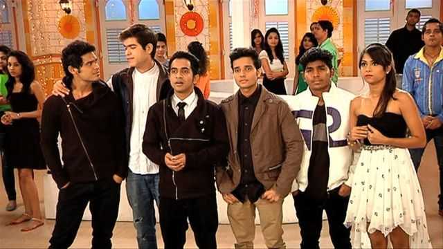 Dil Dosti Dance Season 1: Where To Watch Every Episode | Reelgood