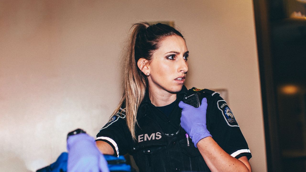 Paramedics: Emergency Response Season 1: Where To Watch Every Episode ...