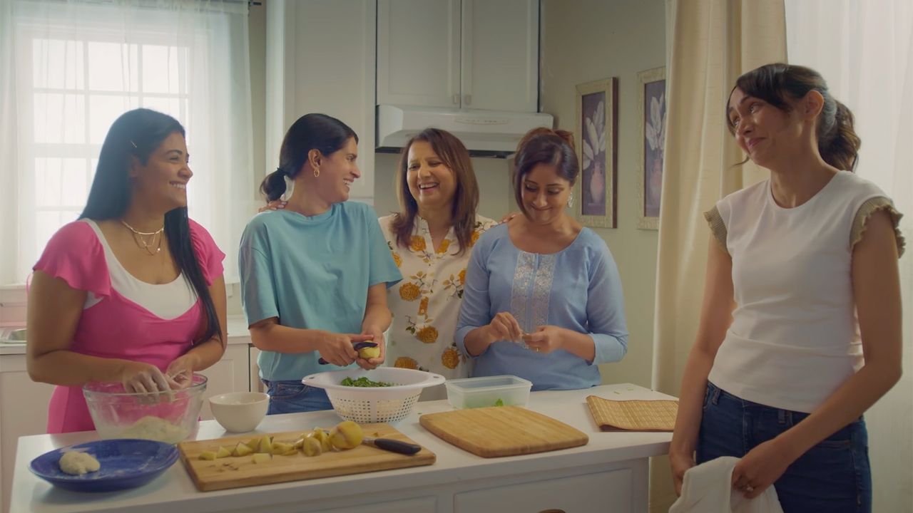 Potluck Ladies: Where to Watch and Stream Online | Reelgood
