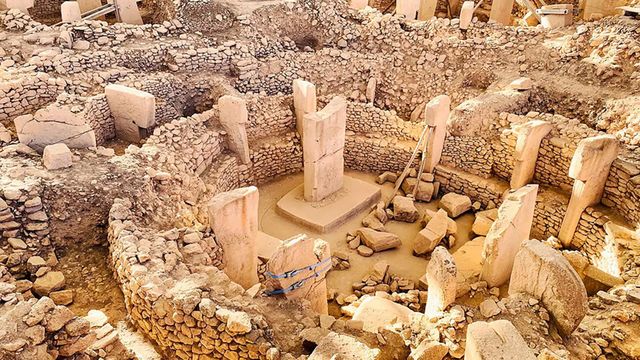 Ancient Apocalypse Season 1: Where To Watch Every Episode | Reelgood